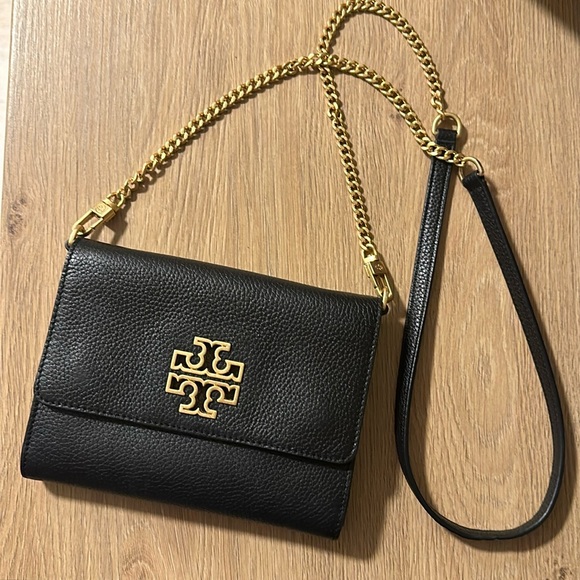 Tory Burch | Bags | Tory Burch Britten Chain Wallet | Poshmark